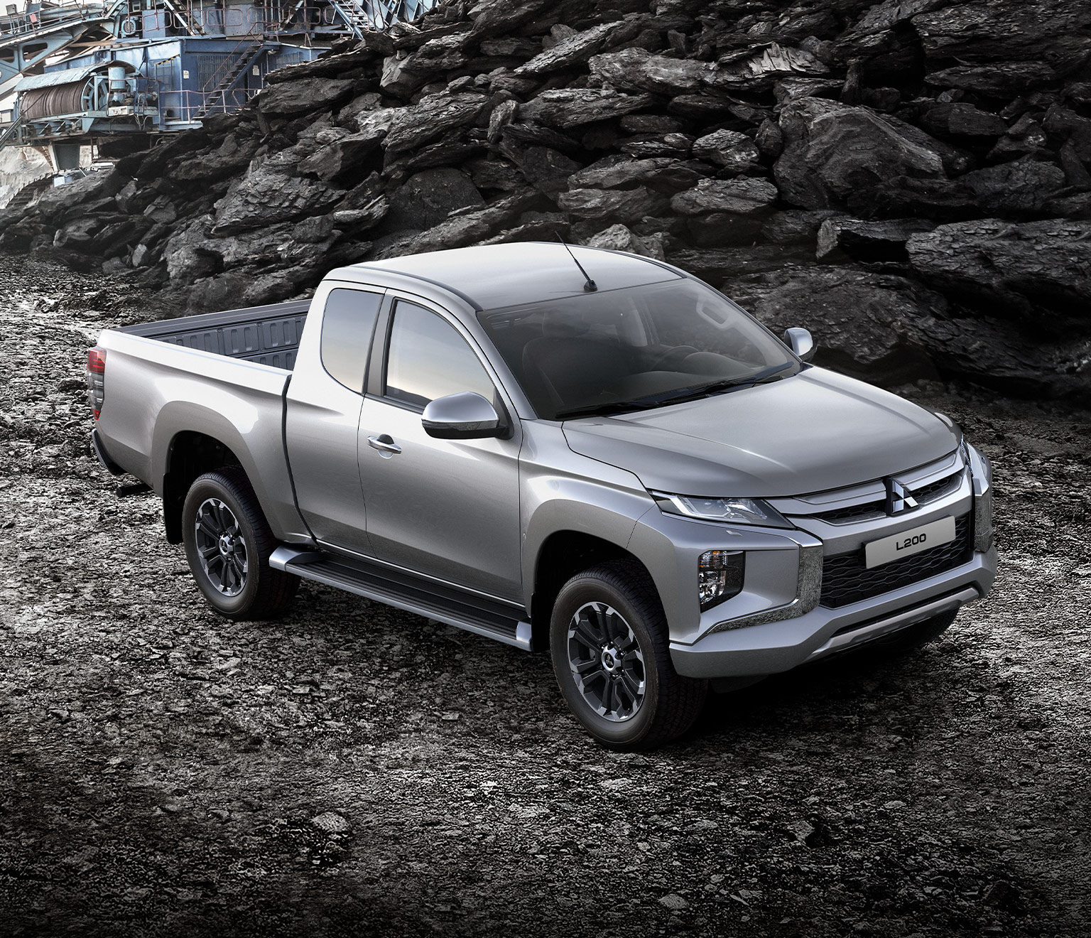 L200 Club Cab | MITSUBISHI MOTORS